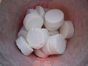 How to Use Roof Melt Tablets and Why You Want to Use Them - Natgeos